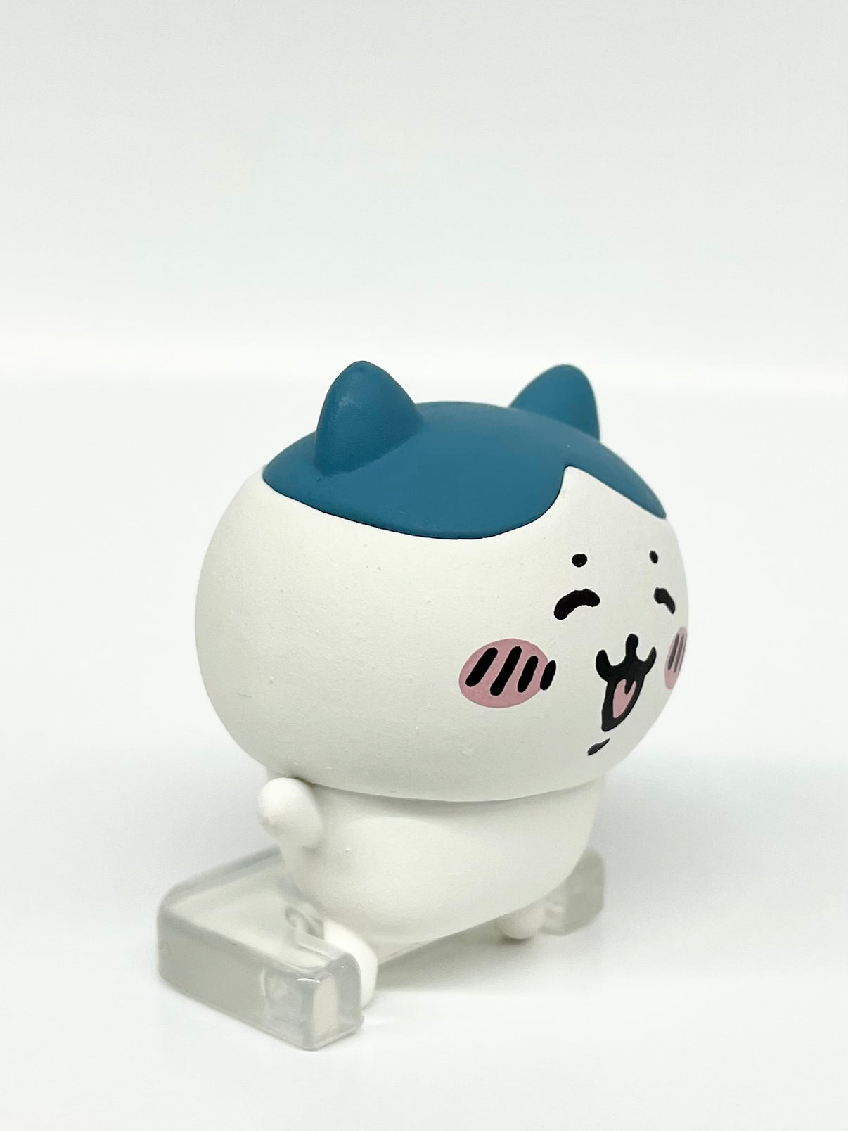 Figure Mini with stand Chiikawa Hachiware – Mangamon